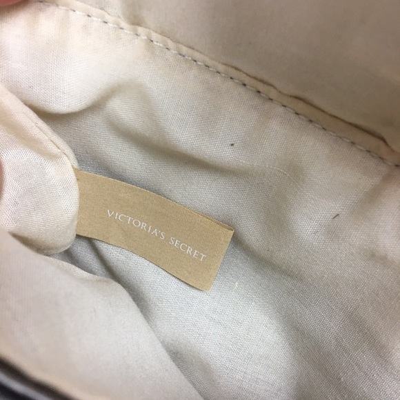 Victoria's Secret | Bags | Victorias Secret Silver Wristlet Clutch ...